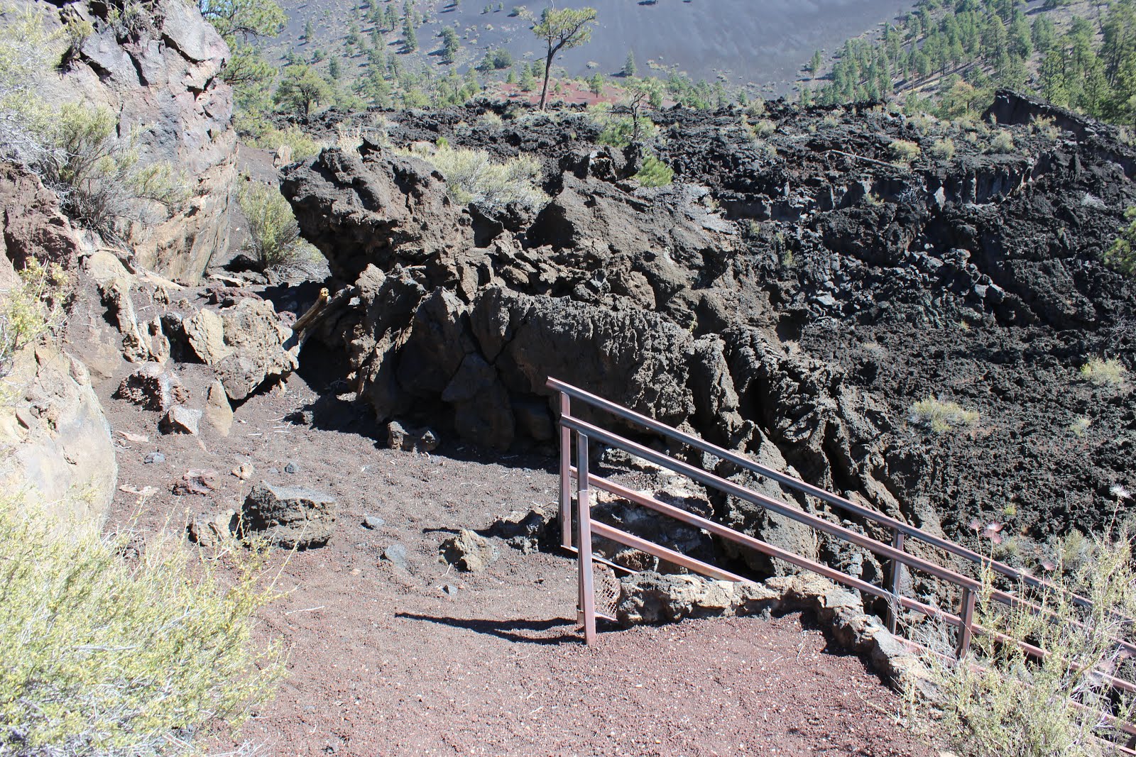 gjhikes.com: Lava Flow Trail