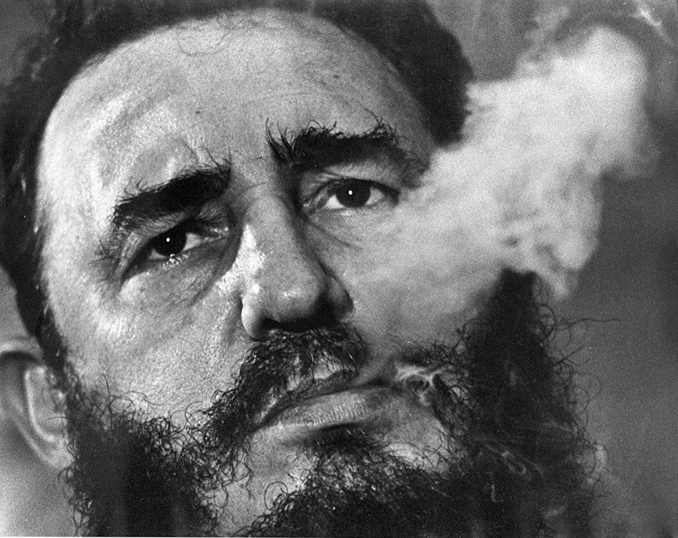 ΑΚΑΝΘΟΧΟΙΡΟΣ: ΠΕΘΑΝΕ Ο ΦΙΝΤΕΛ ΚΑΣΤΡΟ