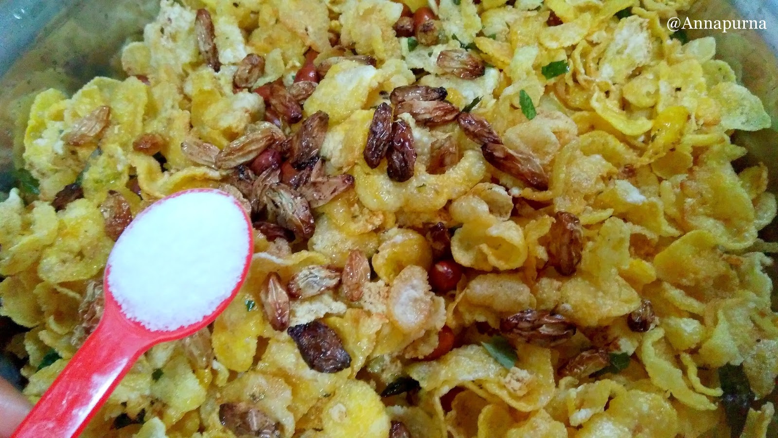 Annapurna: Cornflakes Chivda / Makai Poha Chivda Recipe
