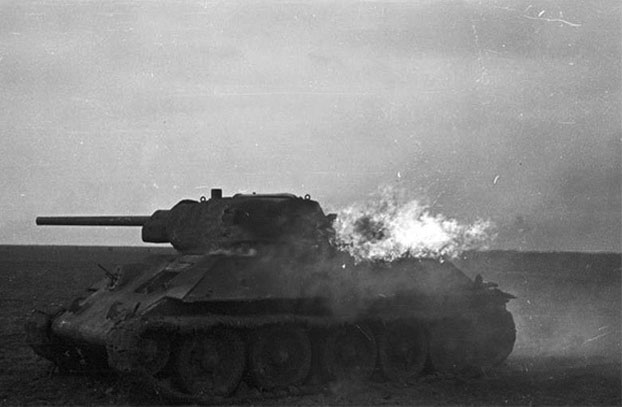 FLAME HISTORY: TIGER I vs T-34: ΣΥΓΚΡΟΥΣΗ ΓΙΓΑΝΤΩΝ (1ο μέρος)