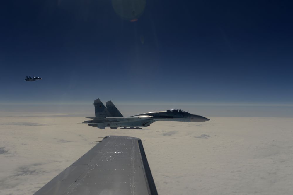 Russian Su-27 Fighter Jets Intercept hijacked aircraft | Global ...