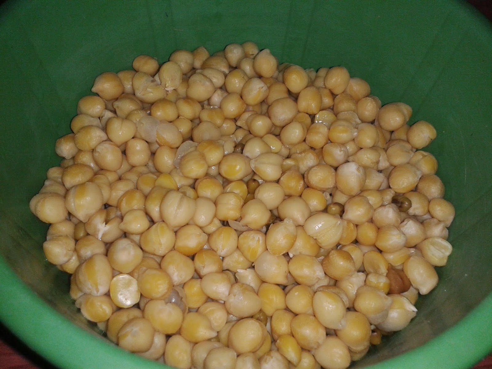 BananaLeaf Recipes: Channa / Kondakadalai Chaat