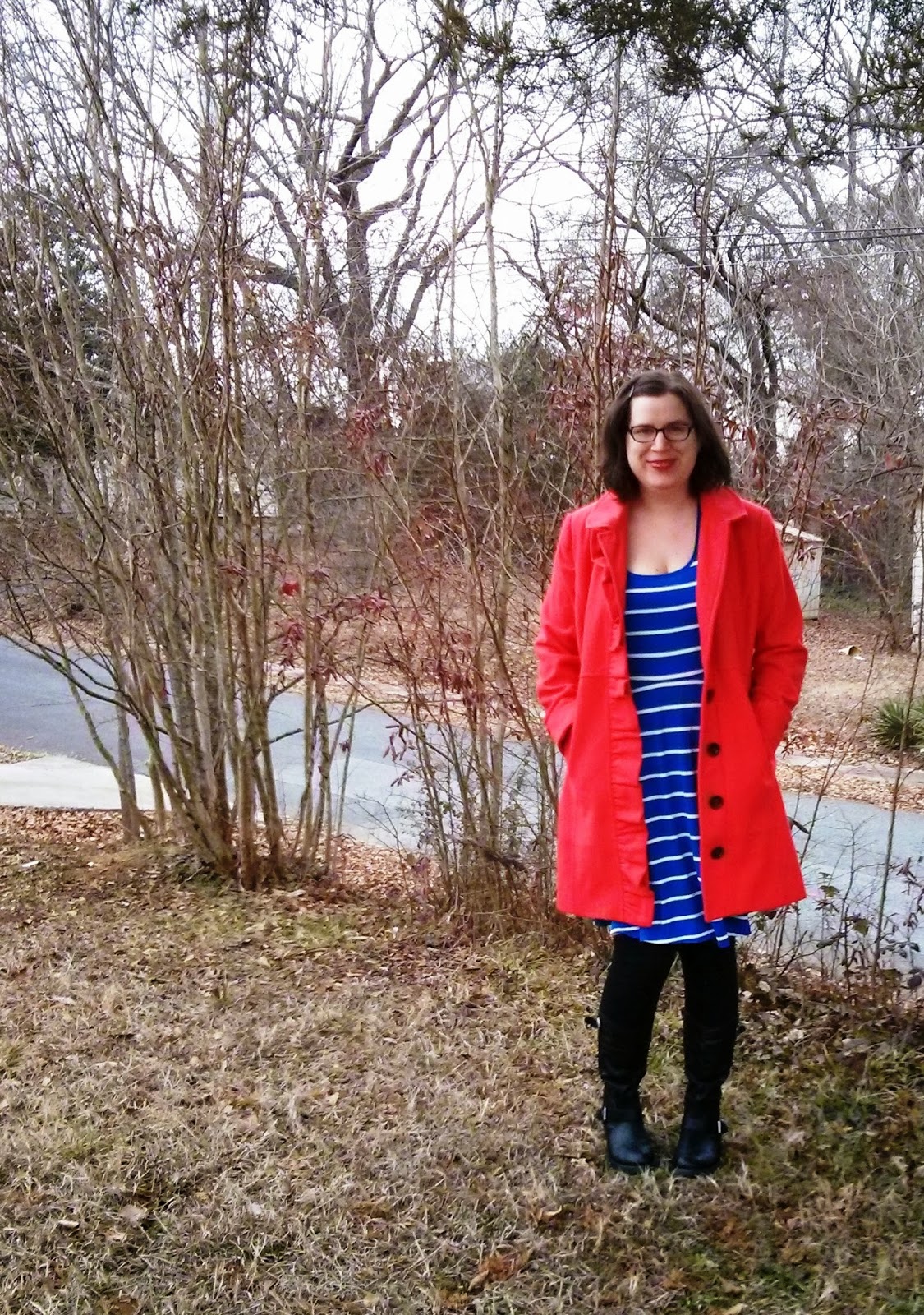 powder blue with polka dots (a hodgepodge): Colorless day, colorful clothes