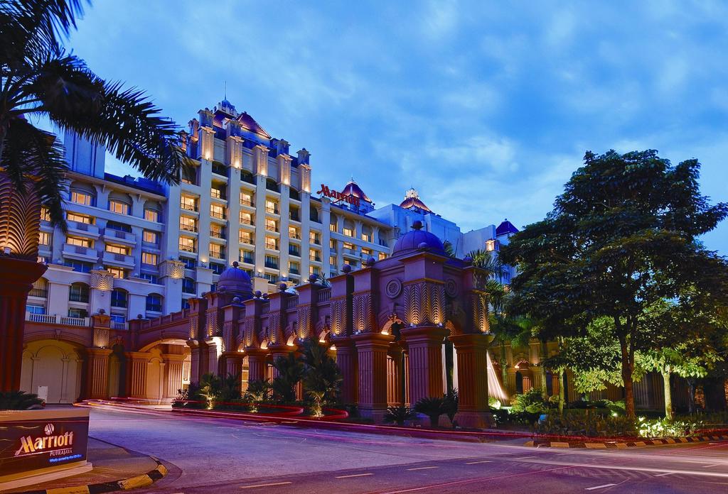 Follow Me To Eat La - Malaysian Food Blog: STAYCATION AT PUTRAJAYA ...