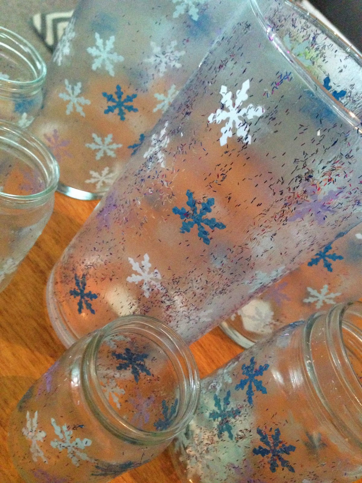 DIY Sunday: Snowflake Jars and Candle Holders -- Frozen Party ...