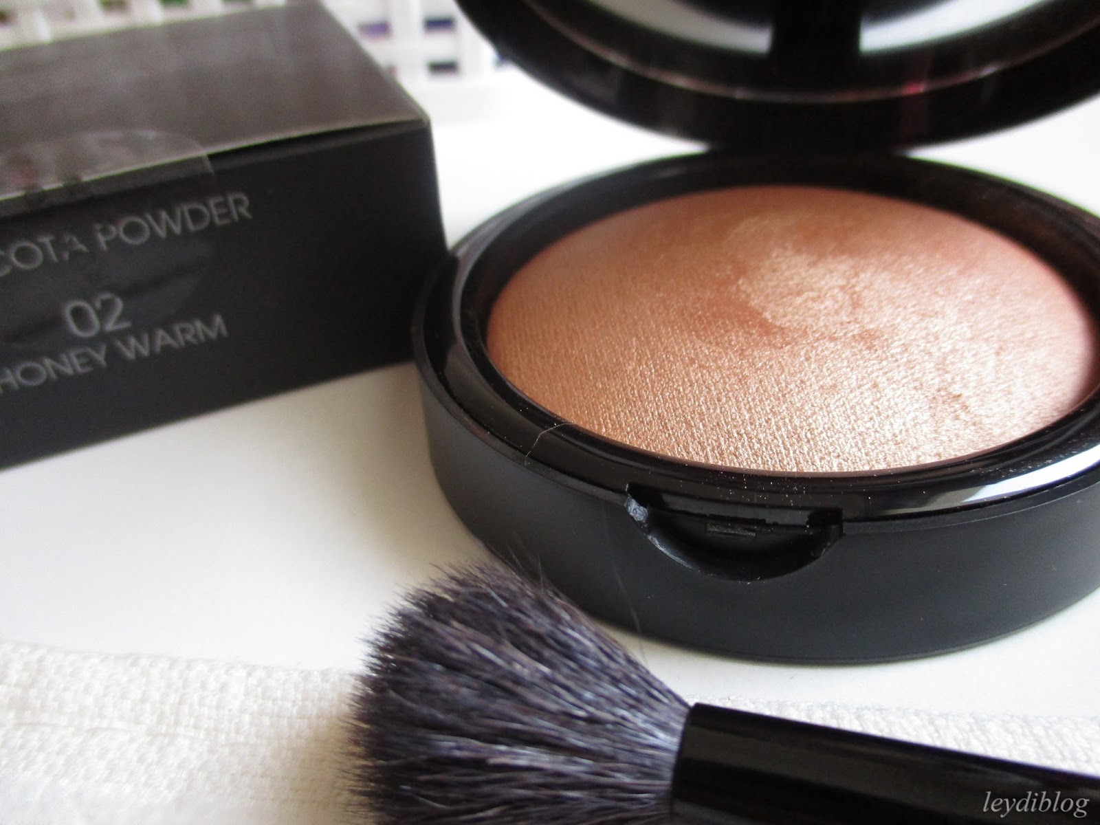 Leydi Blog : Note Terracotta Powder 02 Honey Warm