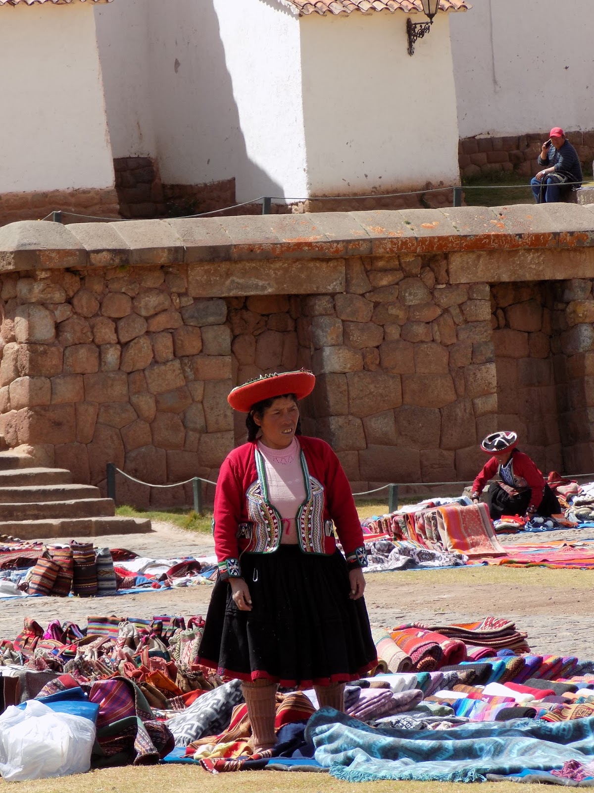 RECORRIENDO ASIA: CHINCHERO . - PERU