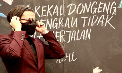 Buku-buku Teme Abdullah dan siri 'Jalanan' | Siapa Teme Abdullah ...