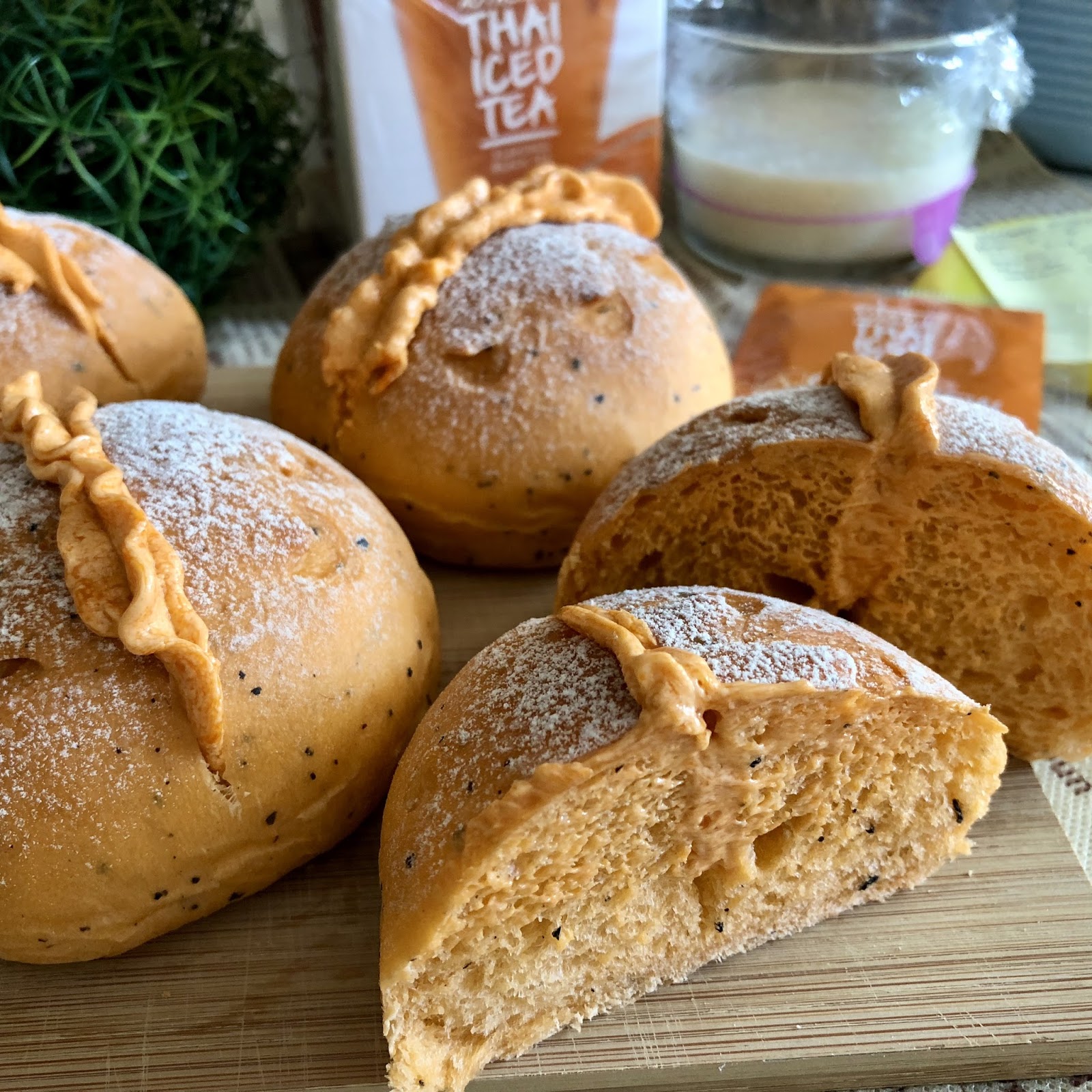 My Mind Patch: Thai Milk Tea Bun with Ermine Cream