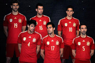 Football teams shirt and kits fan: Font Spain 2013/14 team kits