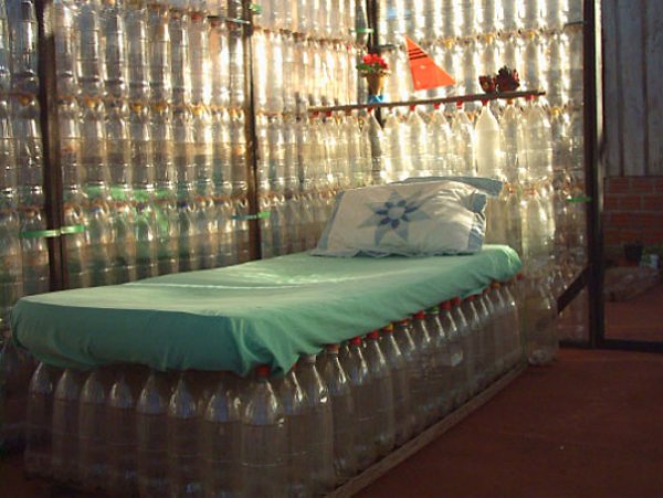 Baytec Containers Blog: Cool Creative Ways of Reusing Plastic Bottles