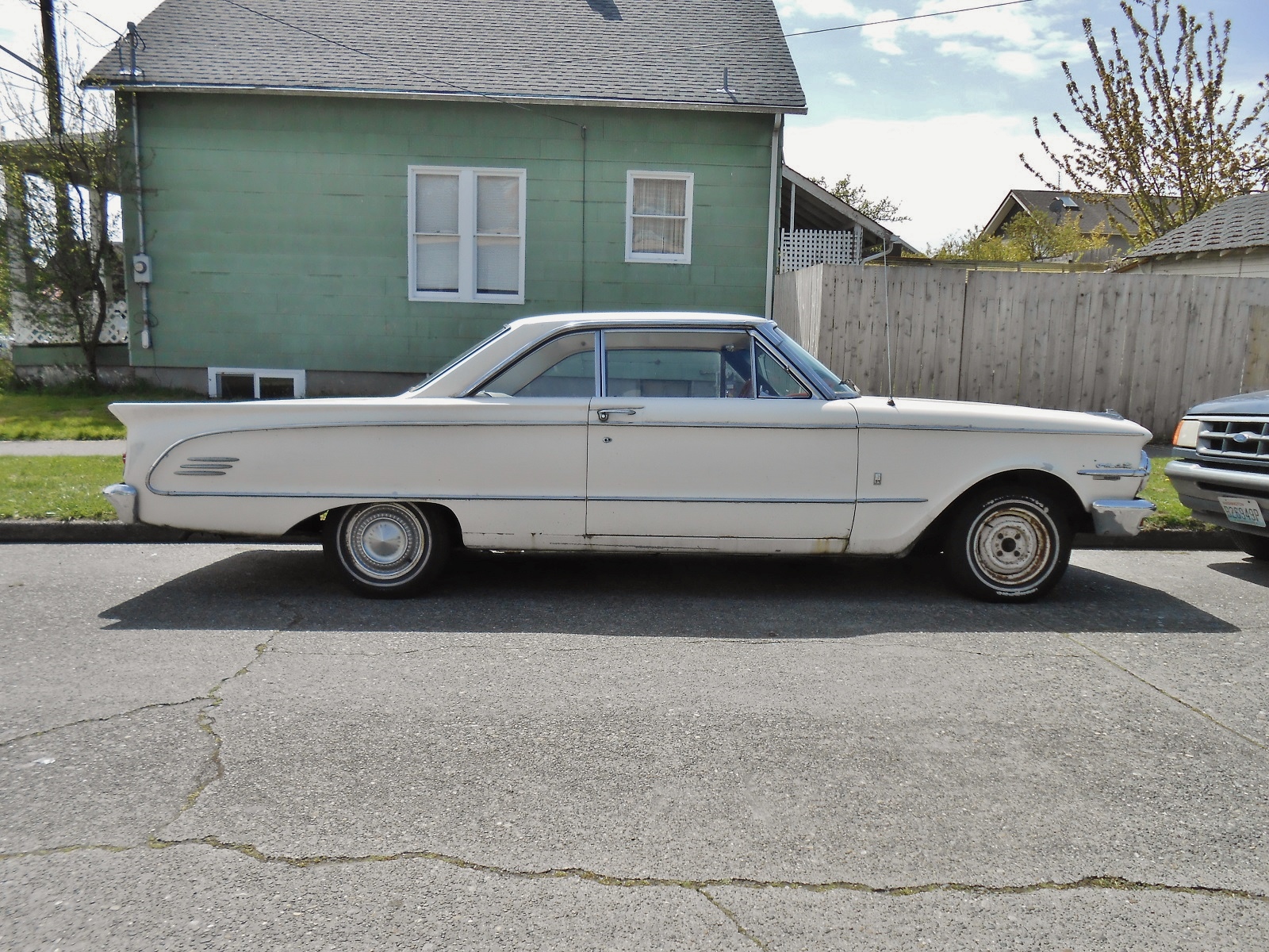Seattle's Parked Cars: 1963 Mercury Comet Custom Coupe