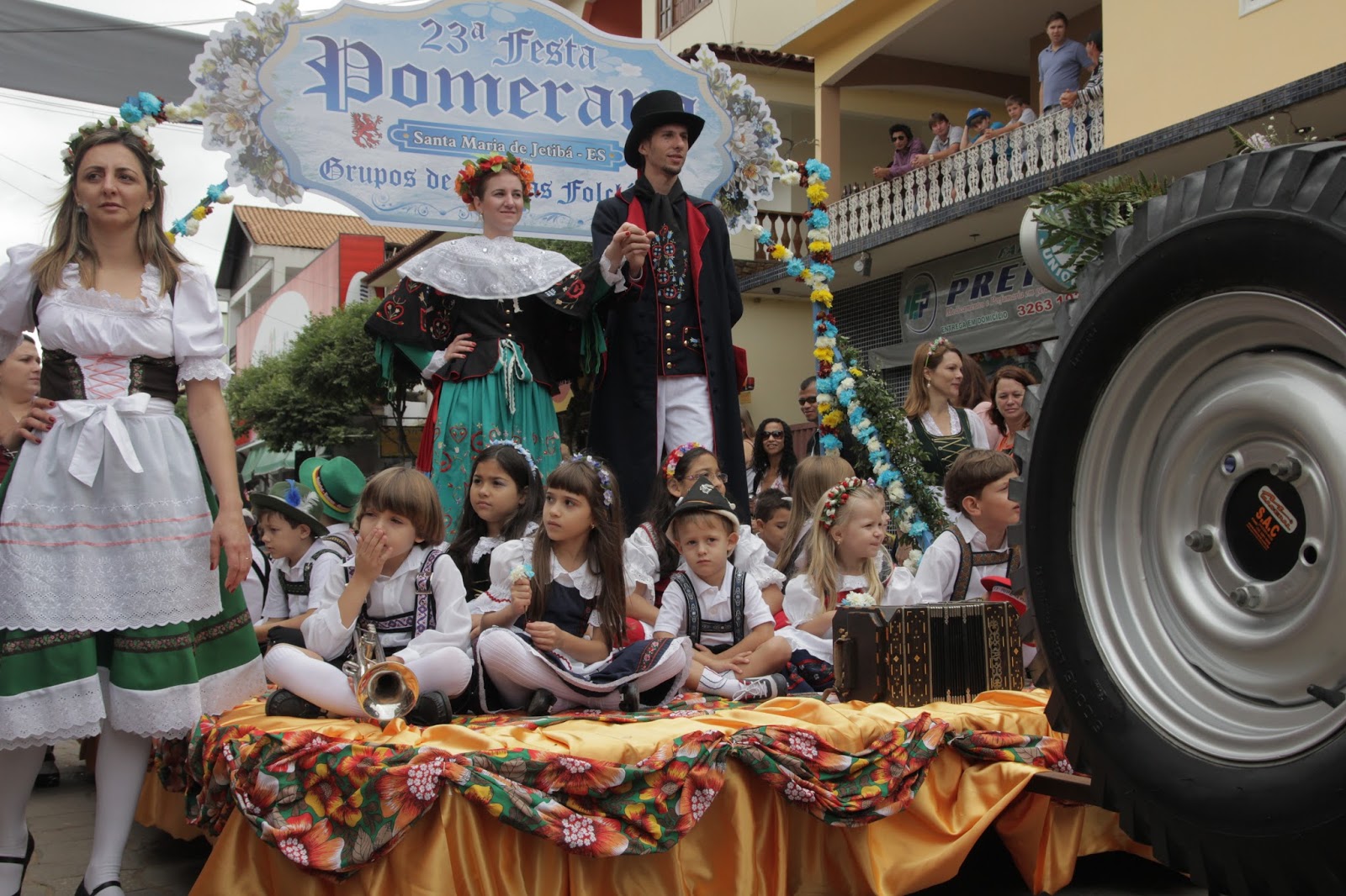 FolkCostume&Embroidery: Costume and Embroidery of Pyritz-Pyrzyce, Pomerania