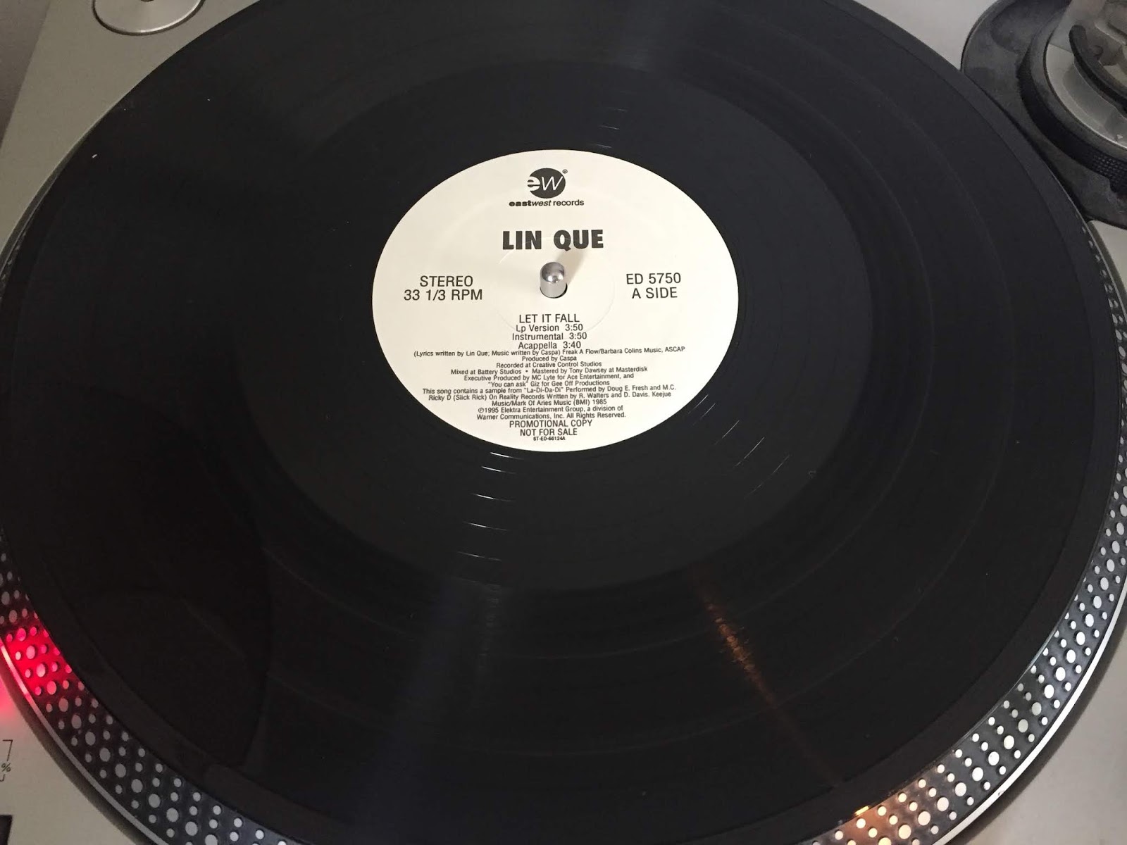 HipHop-TheGoldenEra: Lin Que - Let If Fall - 1995
