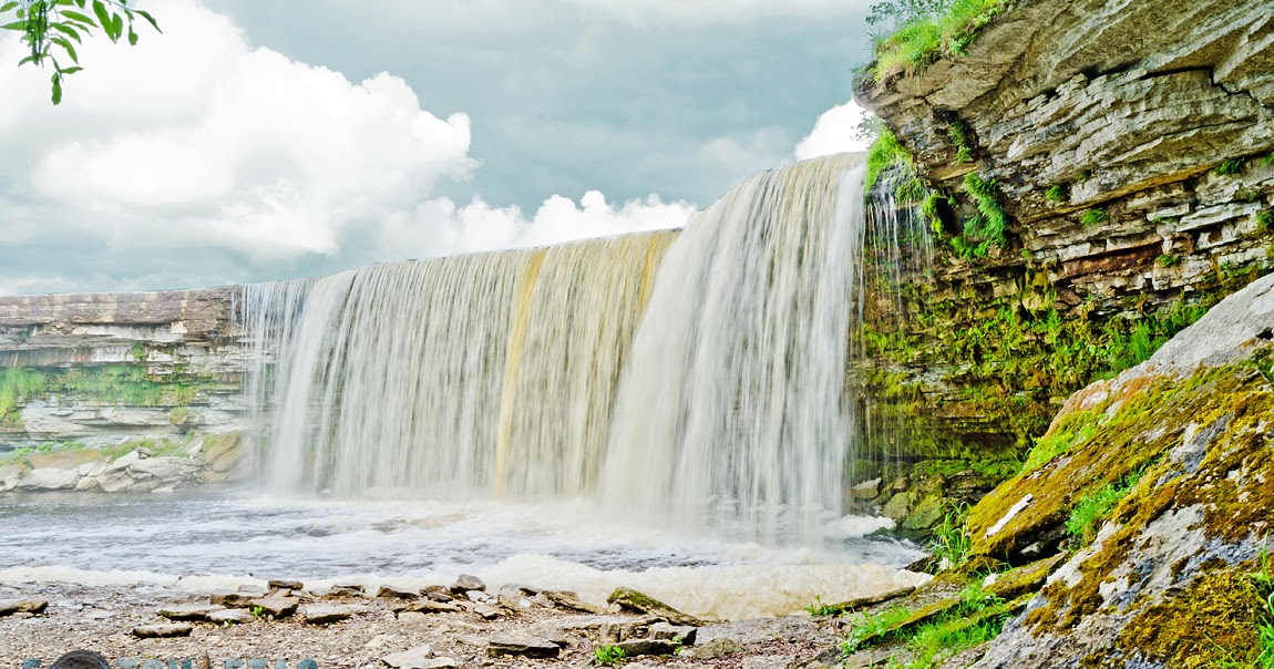 Jägala waterfall - Photoplaces