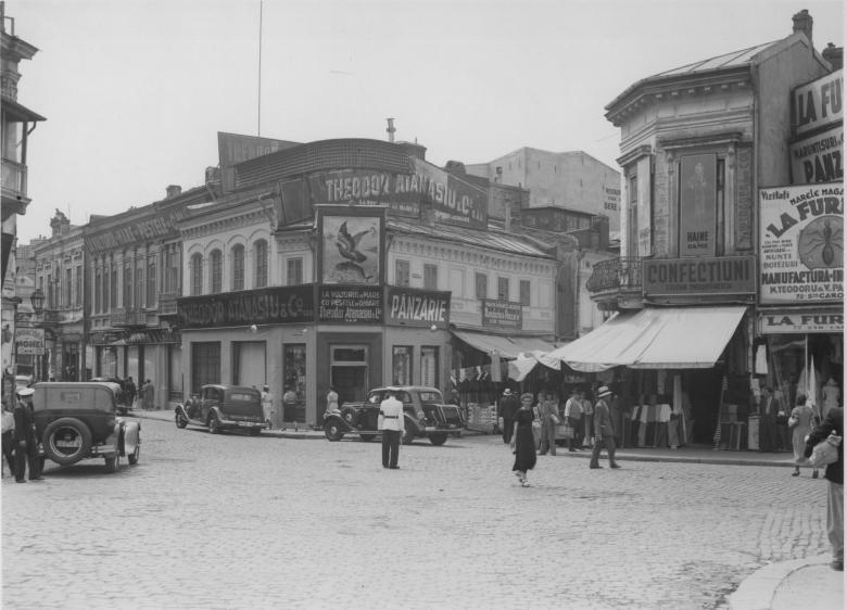 Once Upon A Time in Bucharest: La Vulturul De Mare Cu Peștele În Ghiare