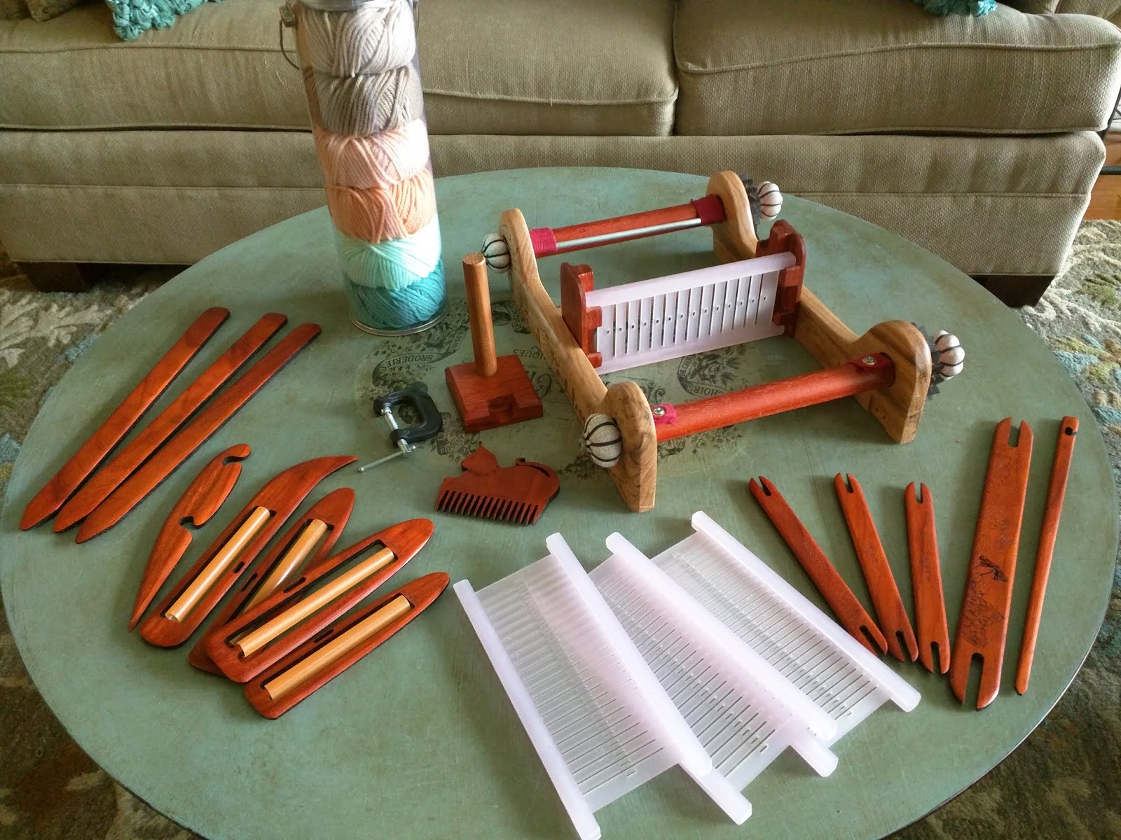 She's just a girl who creates...: 7" Sampler Rigid Heddle Loom Set.
