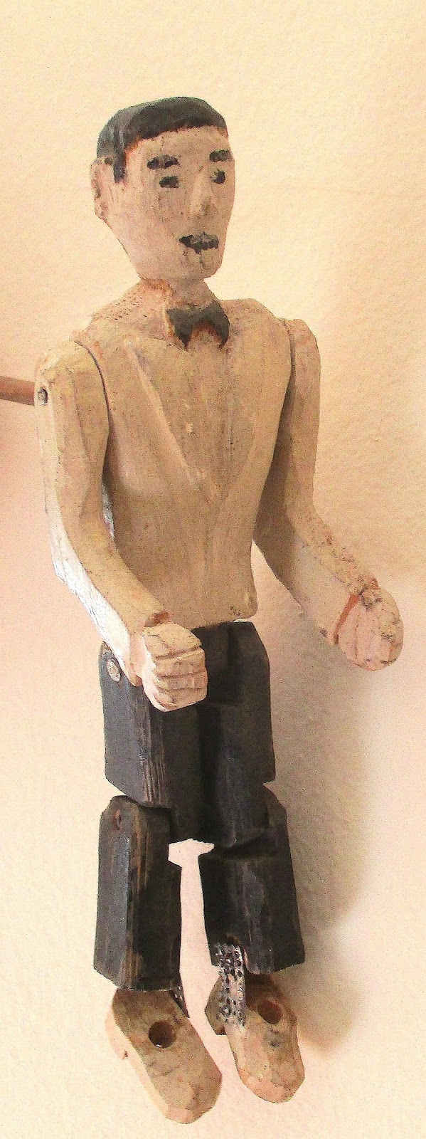 Dull Tool Dim Bulb: Antique Folk Art Sculpture Carving Articulated ...