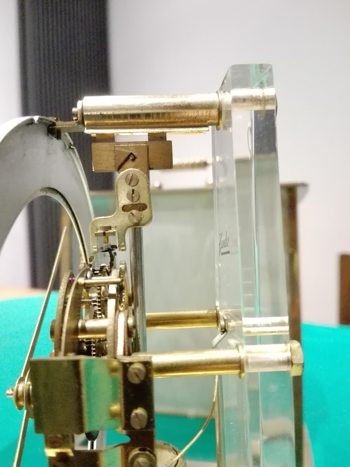 boxedcnc: ELECTROMAGNETIC CLOCK: Kundo (Germany) clock