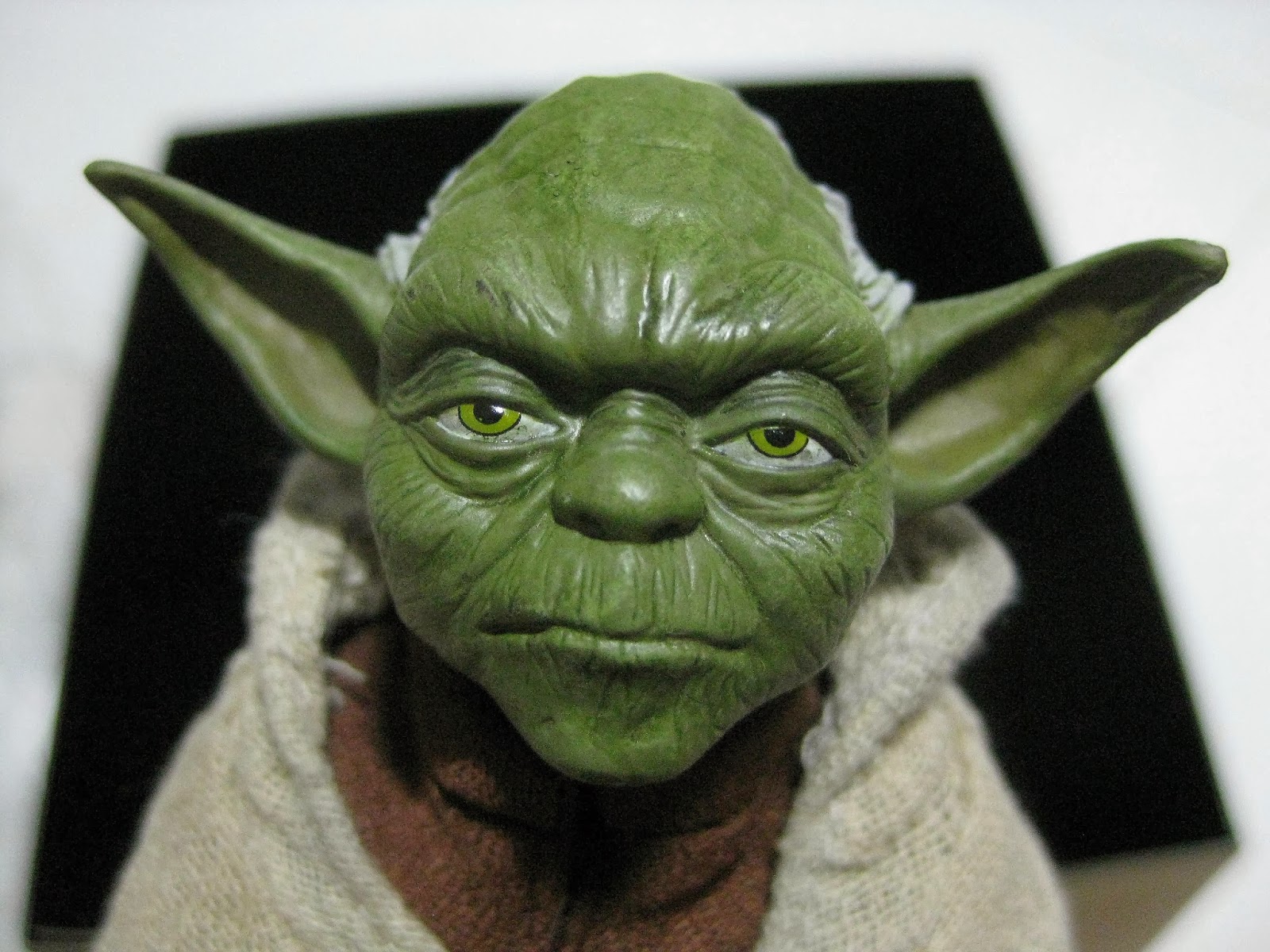 deSMOnd Collection: Sideshow "Yoda" Jedi Master in Star Wars