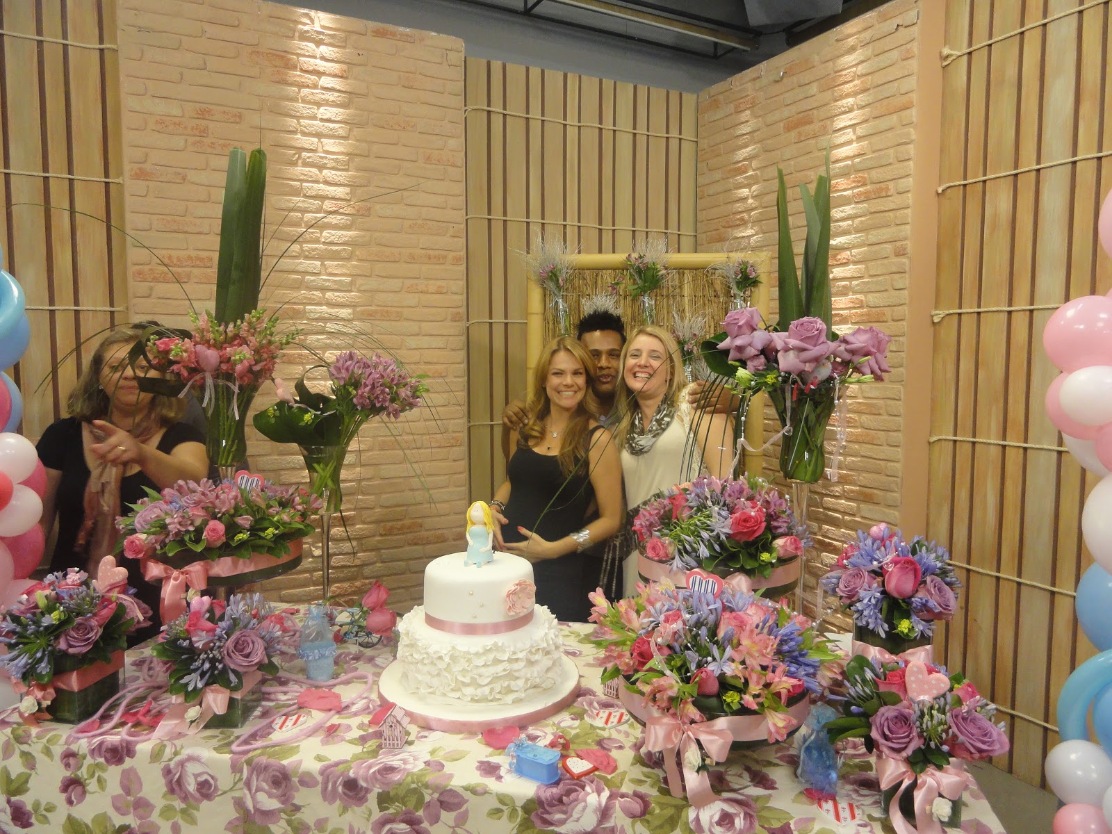 Roberto Rabello Flower Decor: Roberto Rabello,prepara a decoração de ...