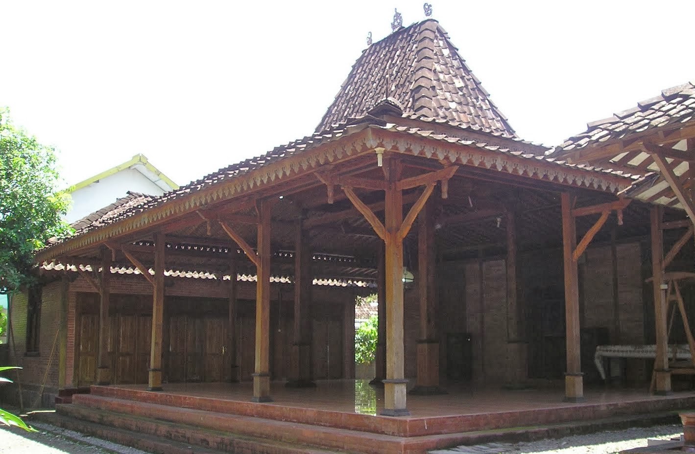 5 Rumah Jawa Klasik versi TR | Tampilan Rumah