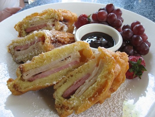 Kari's Cooking: The Real Monte Cristo Sandwich from Disneyland's Cafe ...
