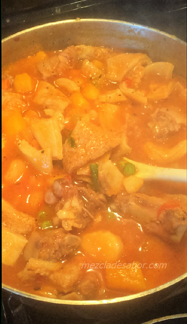 Patimongo Dominicano (cocido de paticas y tripas) | Mezcla De Sabor