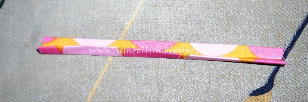 Creating my way to Success: iPod keychain case tutorial