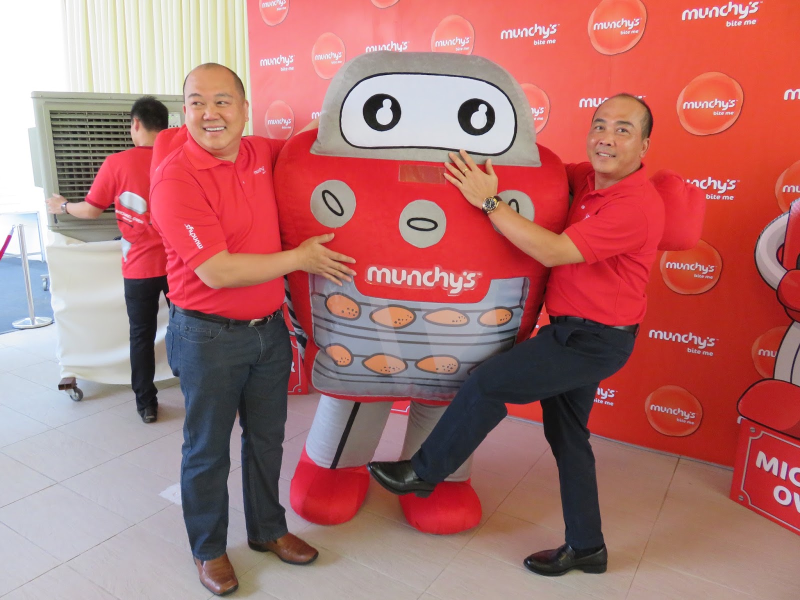 Kee Hua Chee Live!: MUNCHY'S CELEBRATES 25 GLORIOUS YEARS AS MALAYSIA'S ...