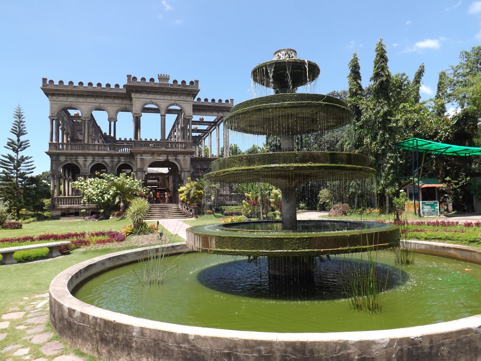 PHILIPPINES MANSION OF LOVE AT THE RUINS - Touristang Pobre