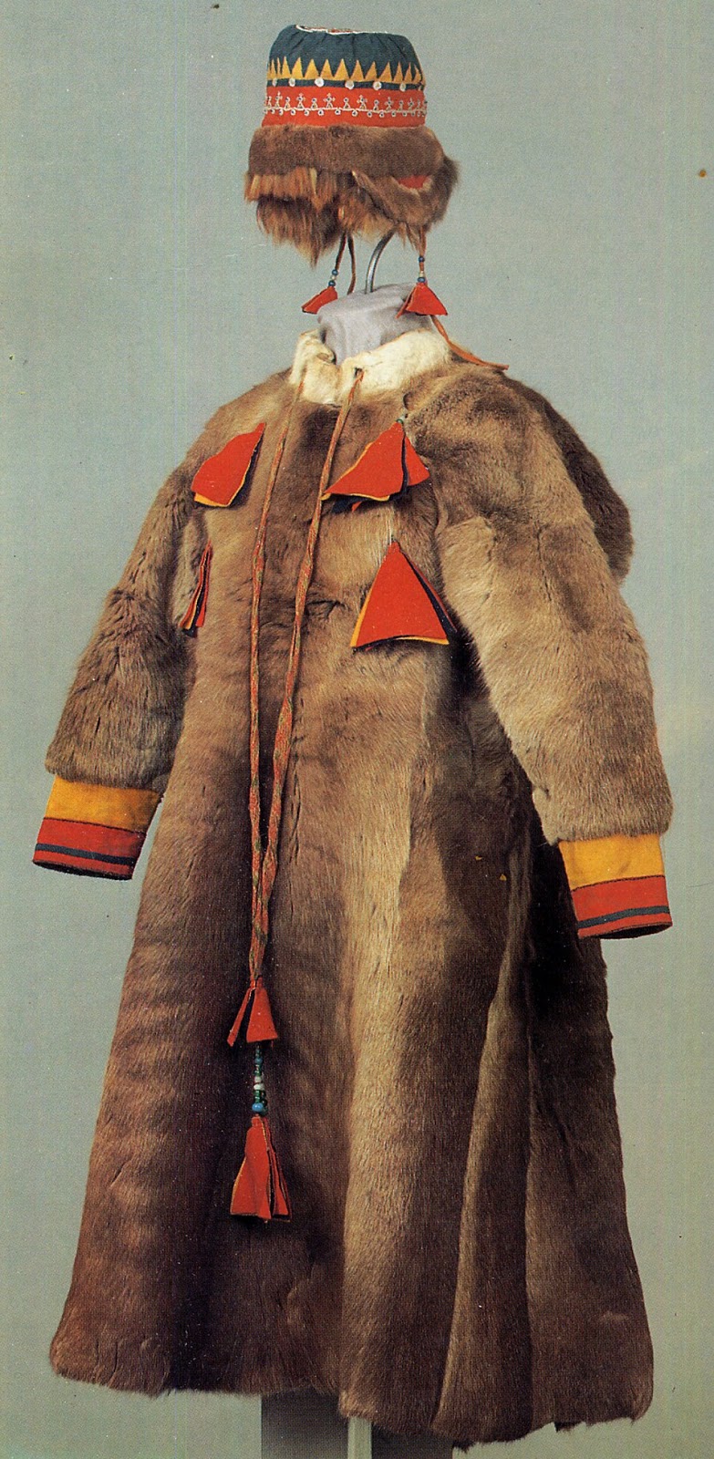 FolkCostume&Embroidery: Overview of Saami costume