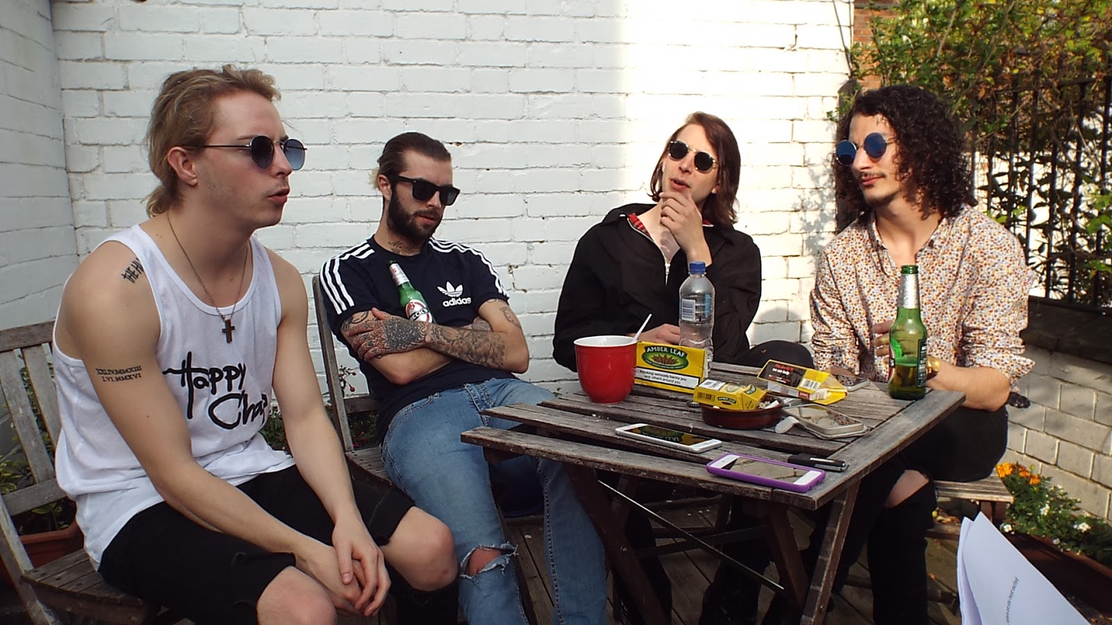 Interview With THE HUNNA — One Unique