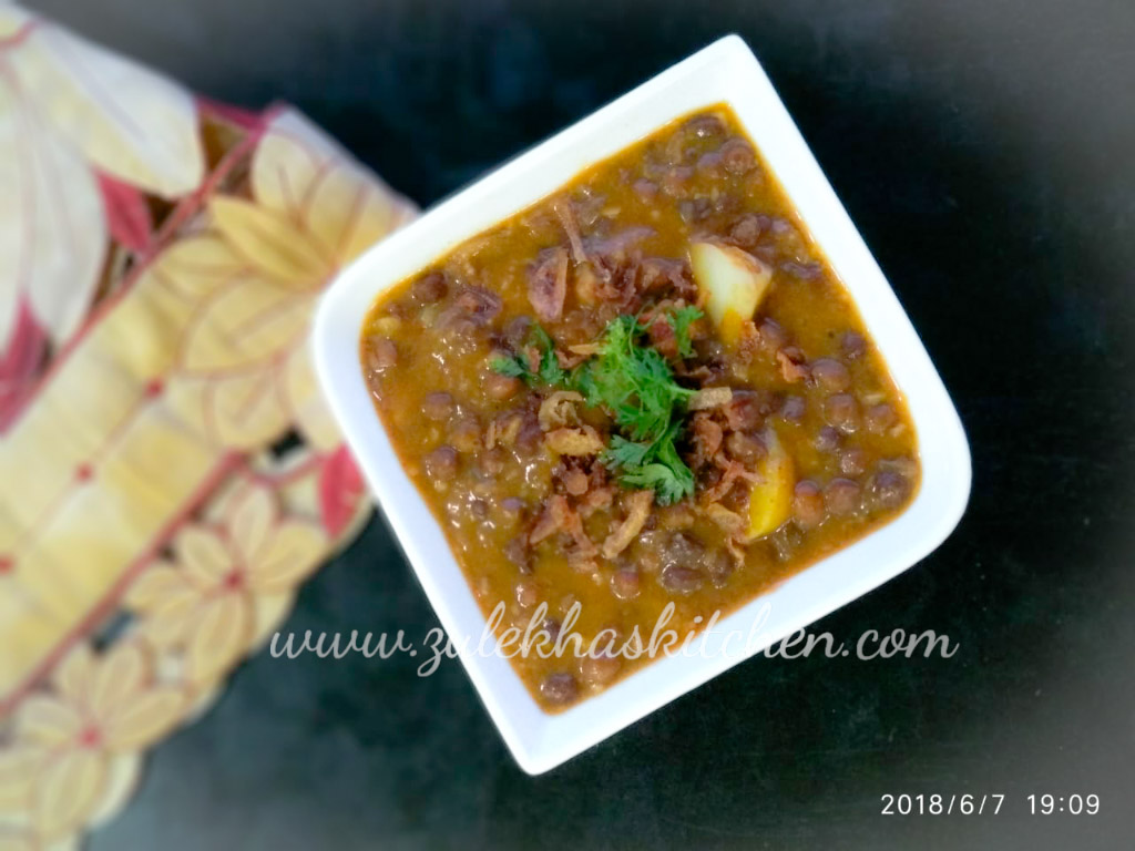 How To Make Chana Batata ( gravy ) / Tangy Spicy Chick Pea