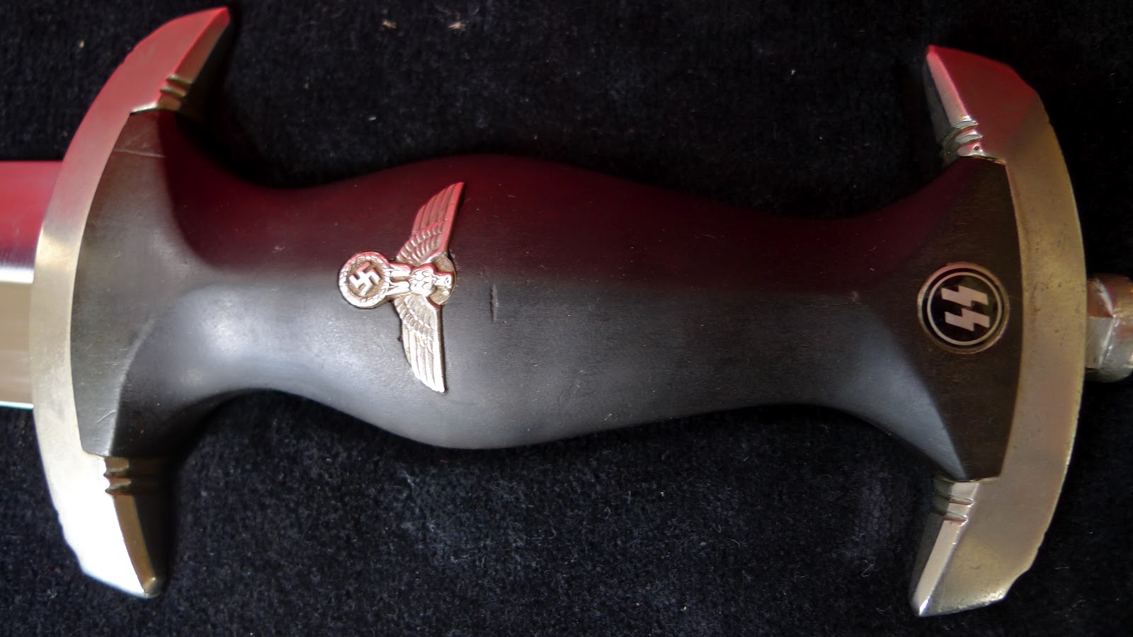 BR Militaria - WarCollector: SS Dagger by Rare Maker, Bertram Reinhard