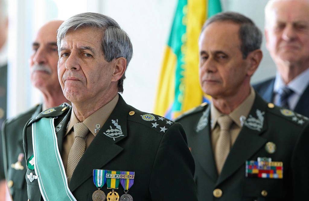 Clamor por intervenção militar é semelhante ao de 1964, diz general da ...