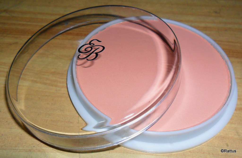 FACE: Ever Bilena Face Powder with Vitamin E in Honey | Lady Rattus Blog