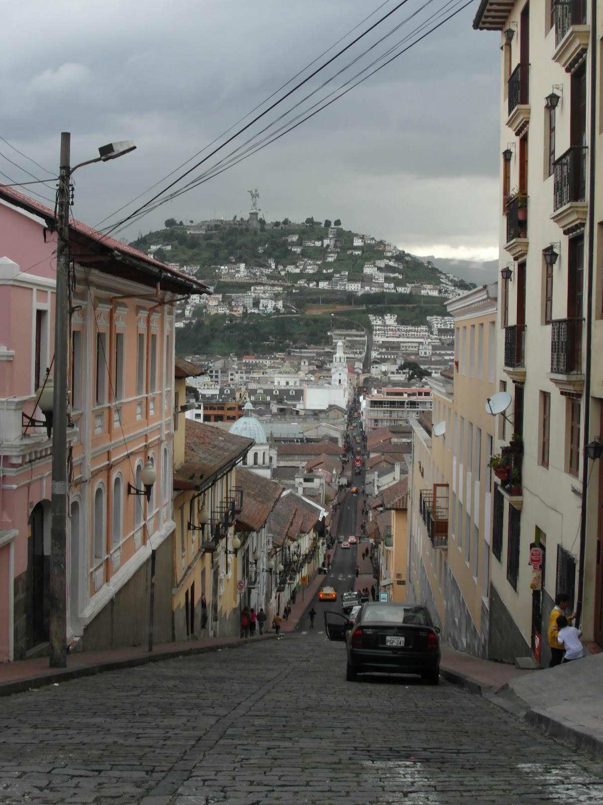 The world is a melon: Welcome to Ecuador - Quito!
