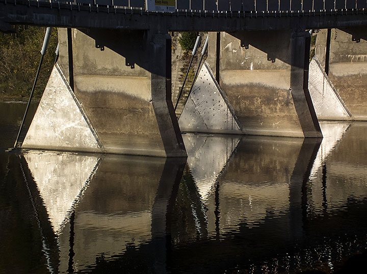 Rockin' On: London Daily Photo: Springbank dam reflection sparkles at dusk