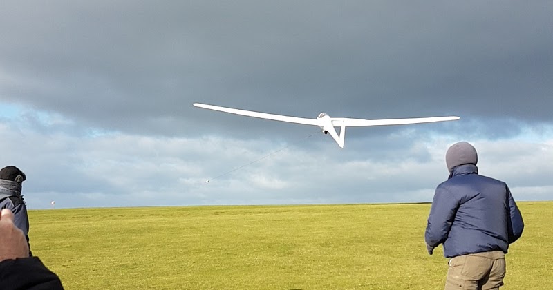 Devon & Somerset Gliding Club News: Sunday 22nd October - Juniors at ...