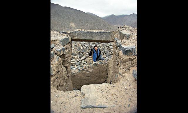 turismo en PERU - tourism PERU: CALANGO - capital de las manzanas