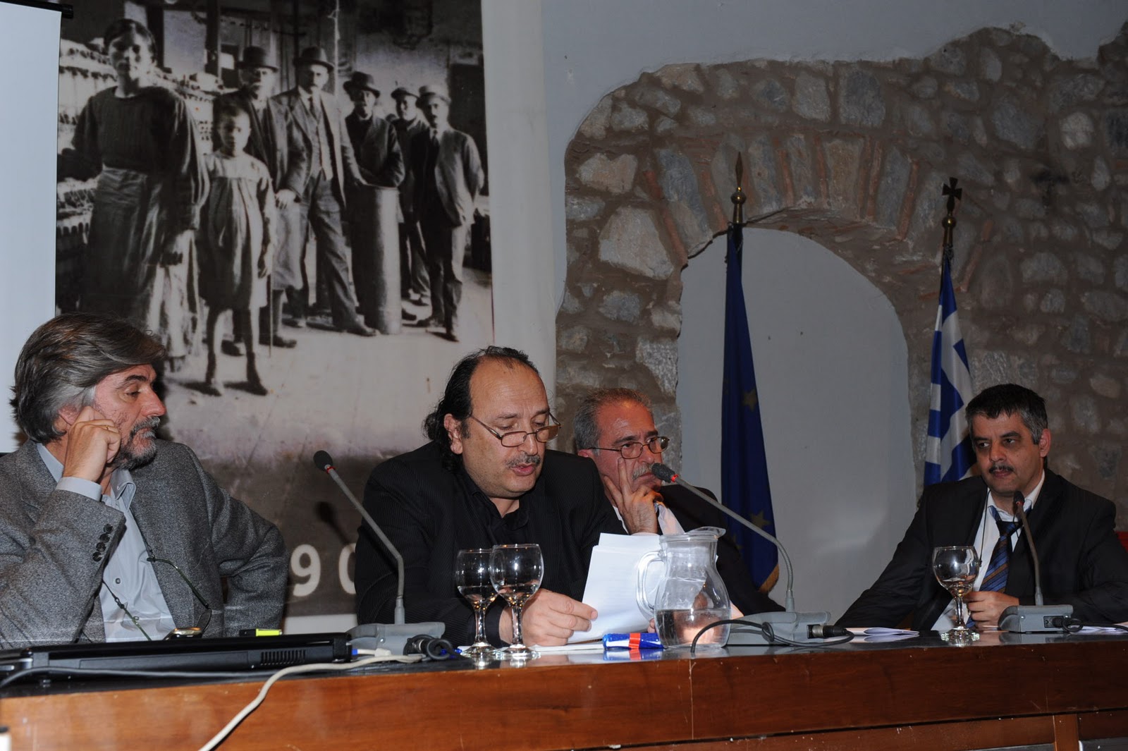 βοιωτία viotia βοιωτία: Εφοδος στο Κάστρο της Λιβαδειάς και 27 φωτογραφίες