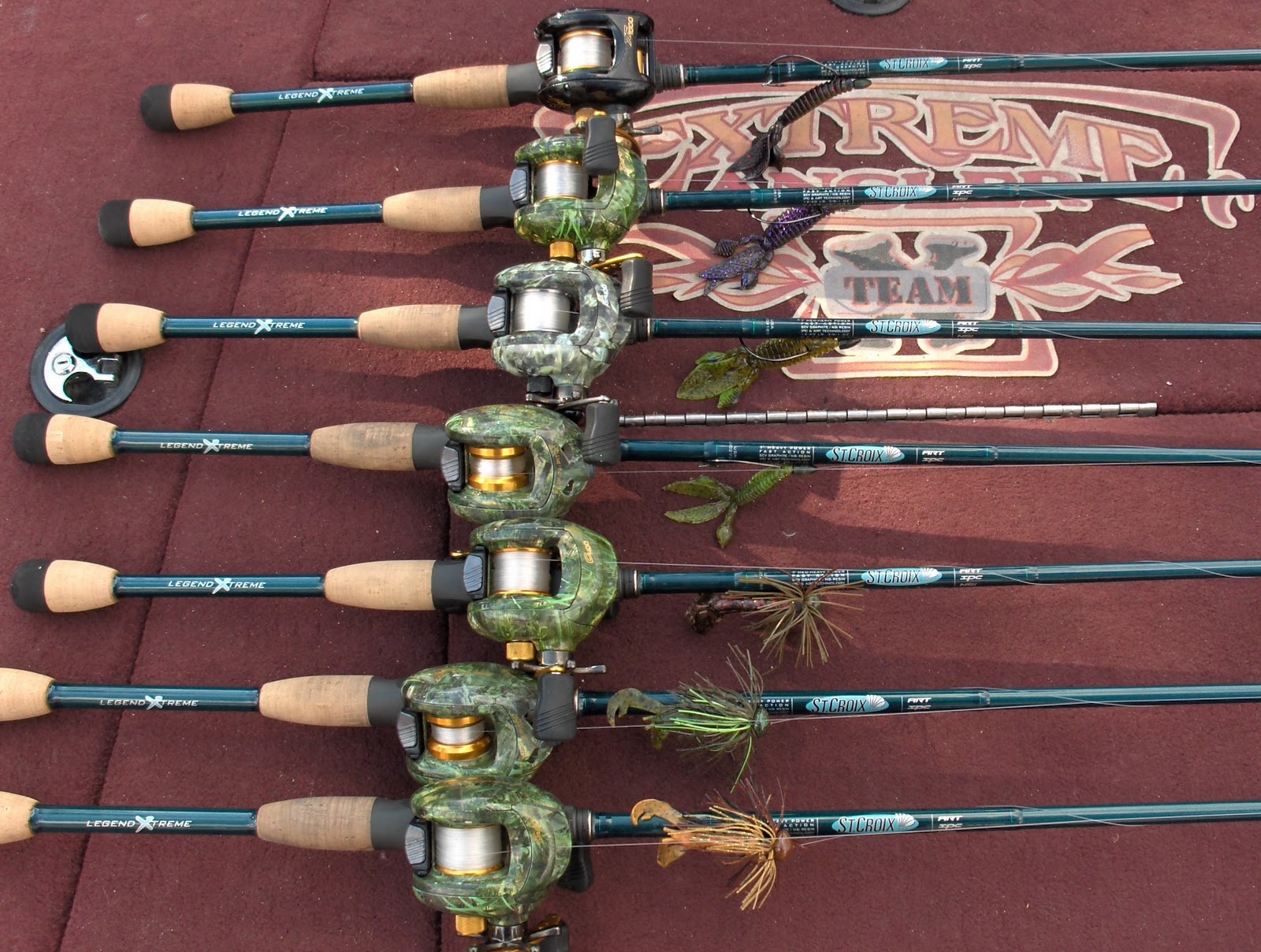 The Extreme Angler: November 2011