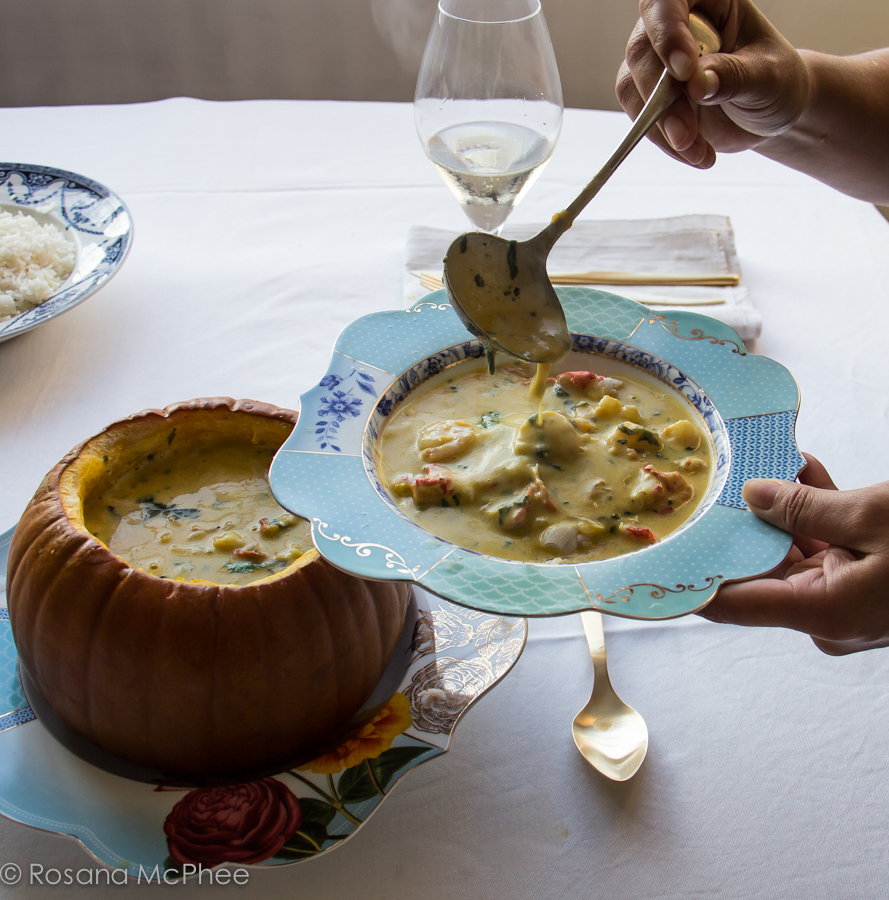 Brazilian recipe, festive shrimp and lobster in Pumpkin - Hot and Chilli