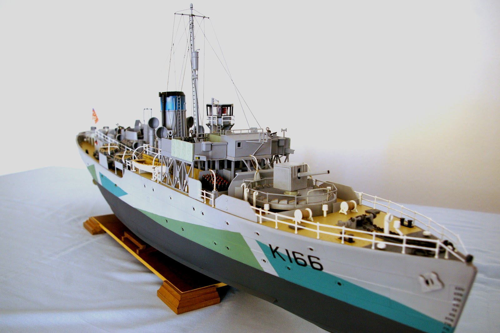 HMCS Snowberry: febrero 2012