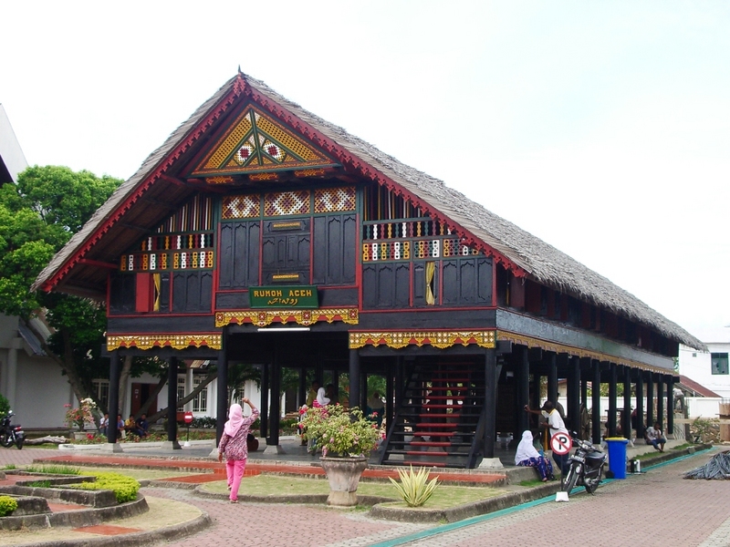 Rumoh Aceh (Traditional Malay Houses in Aceh Province) ~ INDONESIAN CULTURE