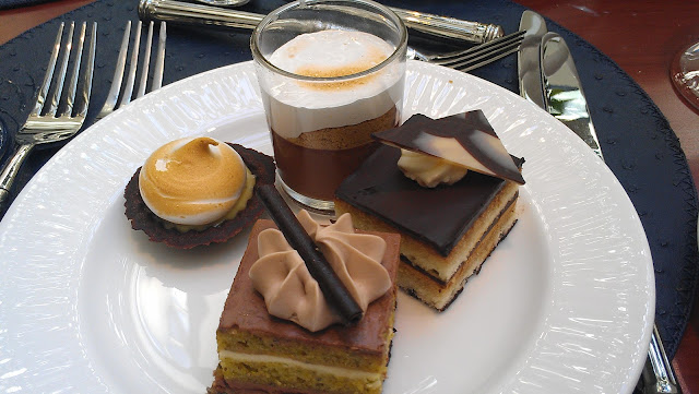 Forays of a Finance Foodie: Sweet Endings: The Chocolate Bar at Cafe ...