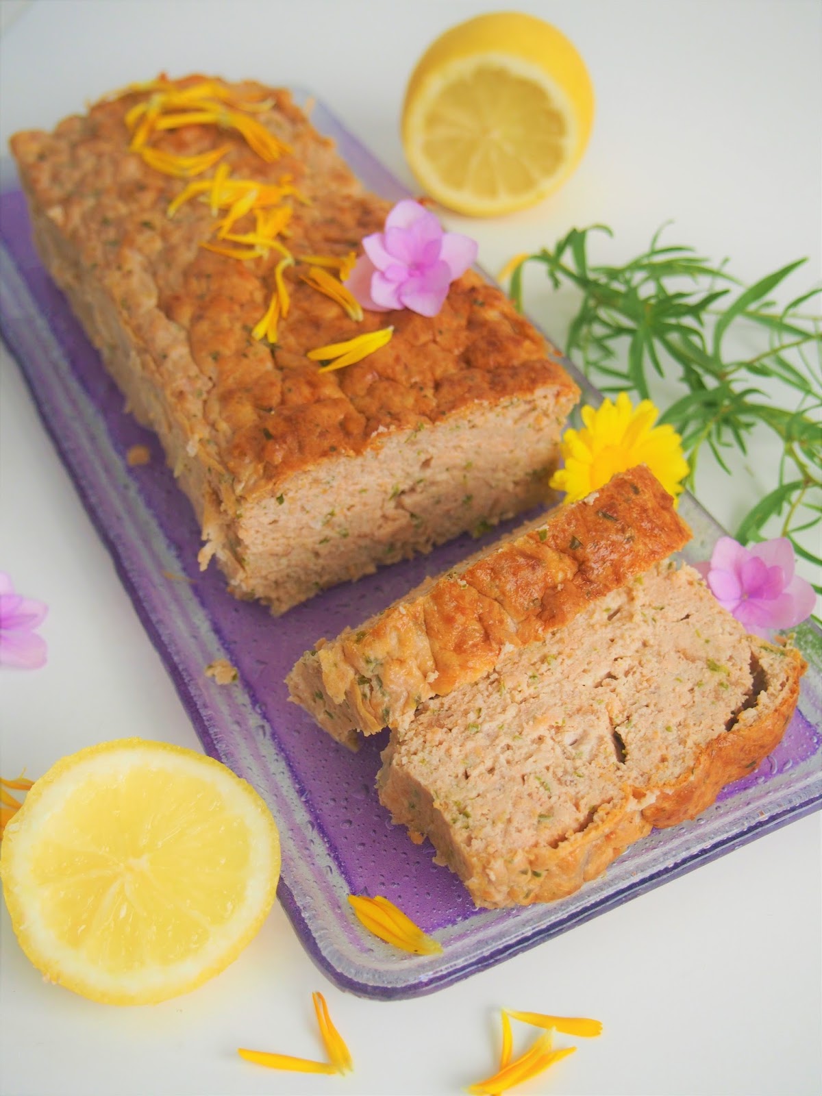 PAIN DE POISSON | Paroles de diet