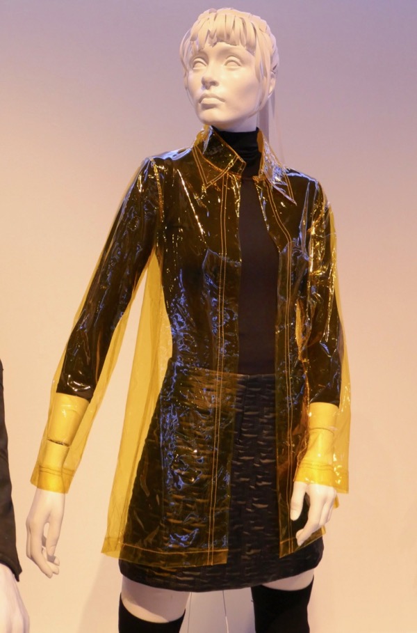 Hollywood Movie Costumes and Props: Blade Runner 2049 film costumes on ...