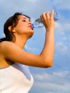 INFO KESEHATAN: KENALI GEJALA-GEJALA DEHIDRASI